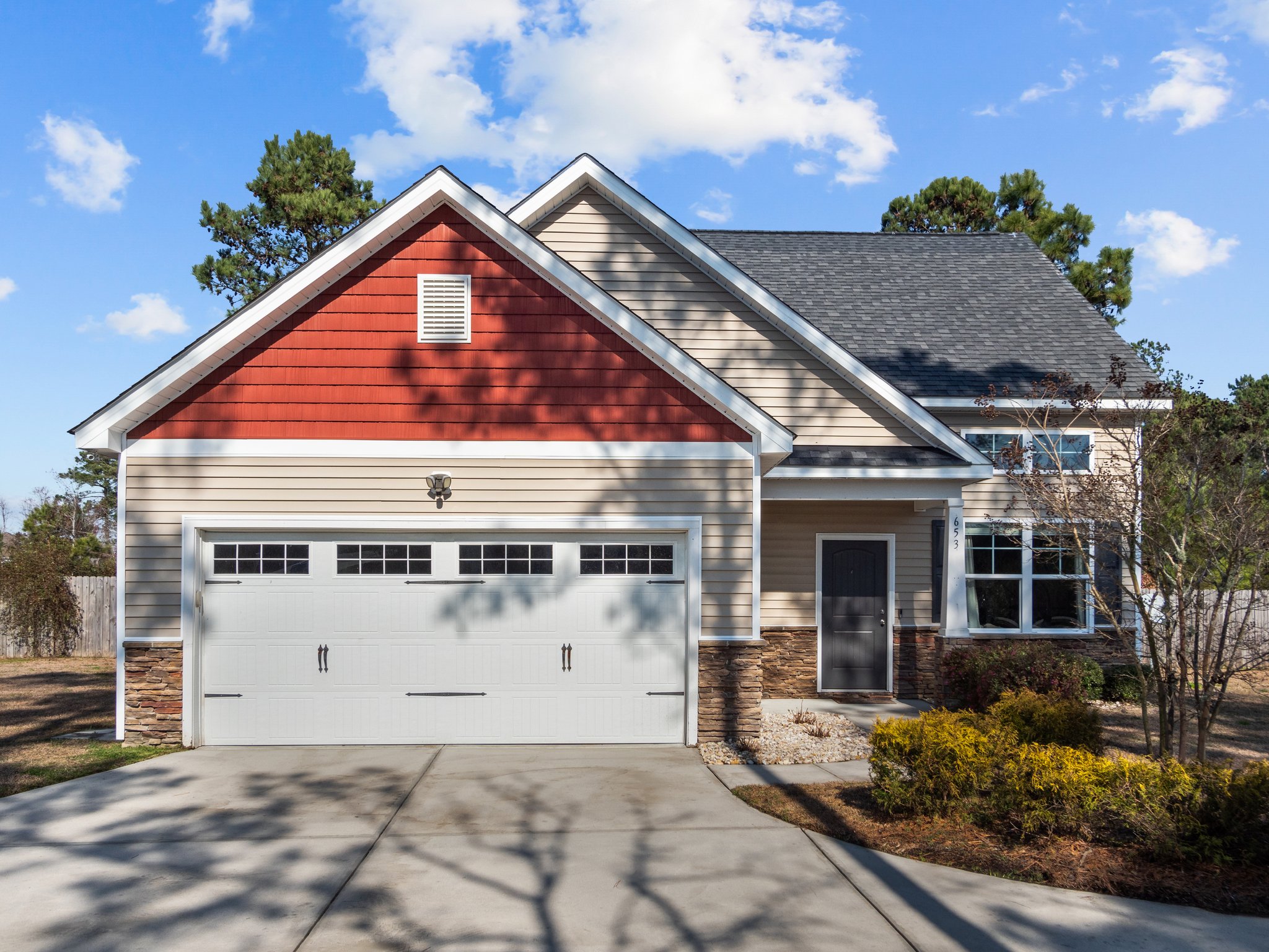 Home [wizbangproperties.managebuilding.com]